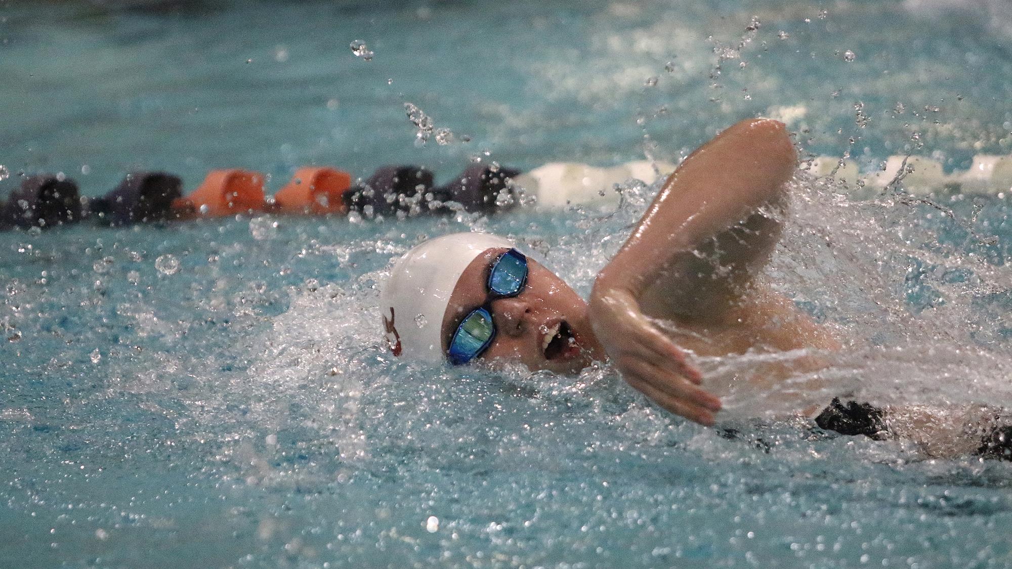 Lucas Draper - Women's Swimming and Diving - Oberlin College Athletics