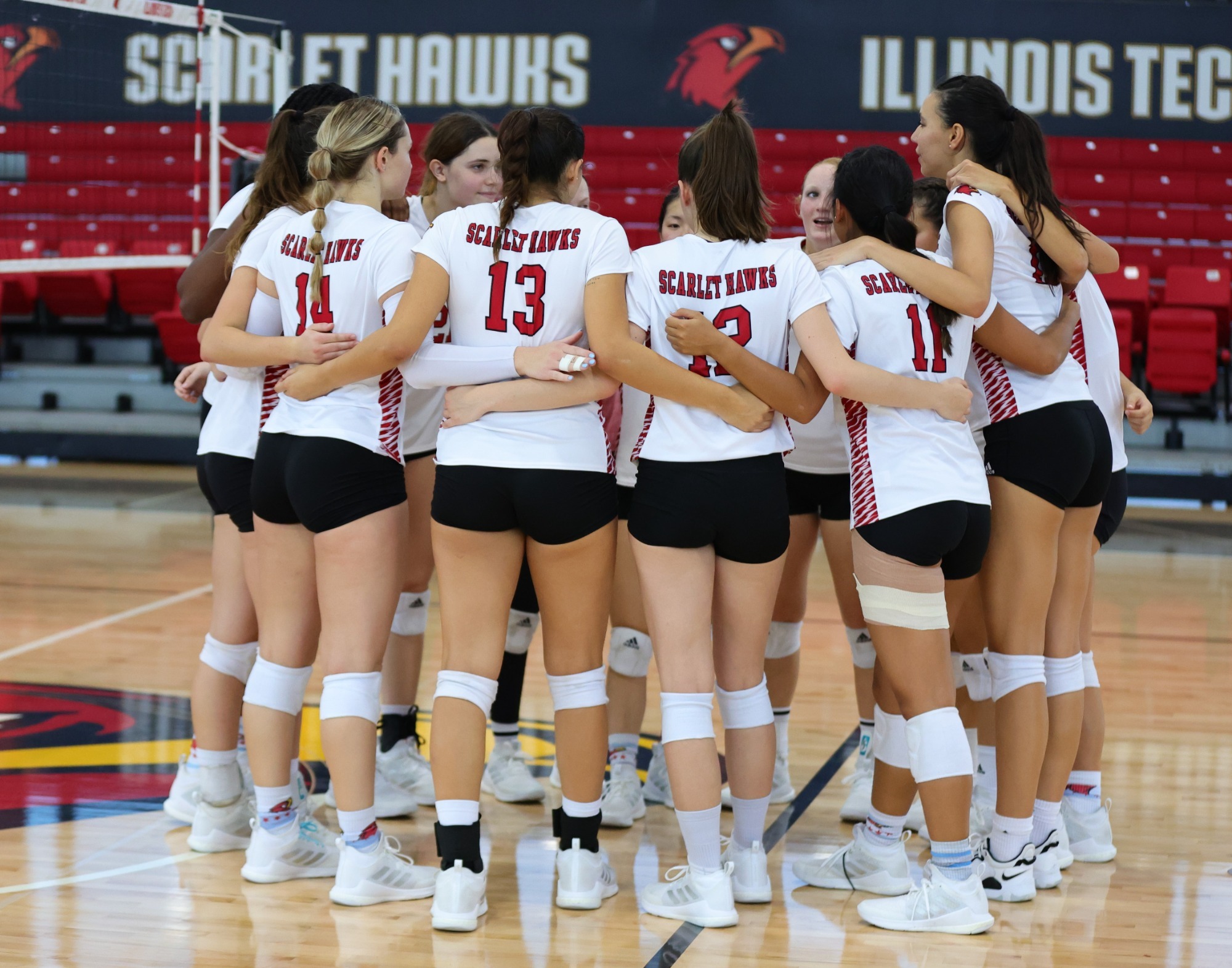 Women's Volleyball Hangs Tough But Falls To Top Seed Edgewood 3-1 In ...