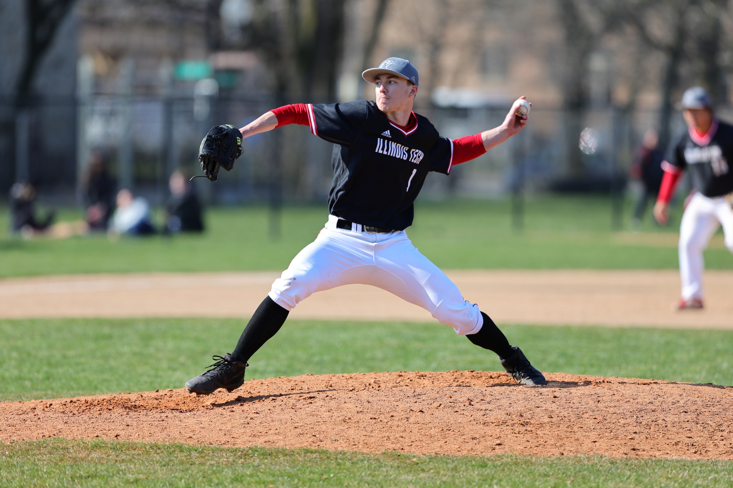 Baseball Falls In Double Header At MSOE - Illinois Institute of Technology