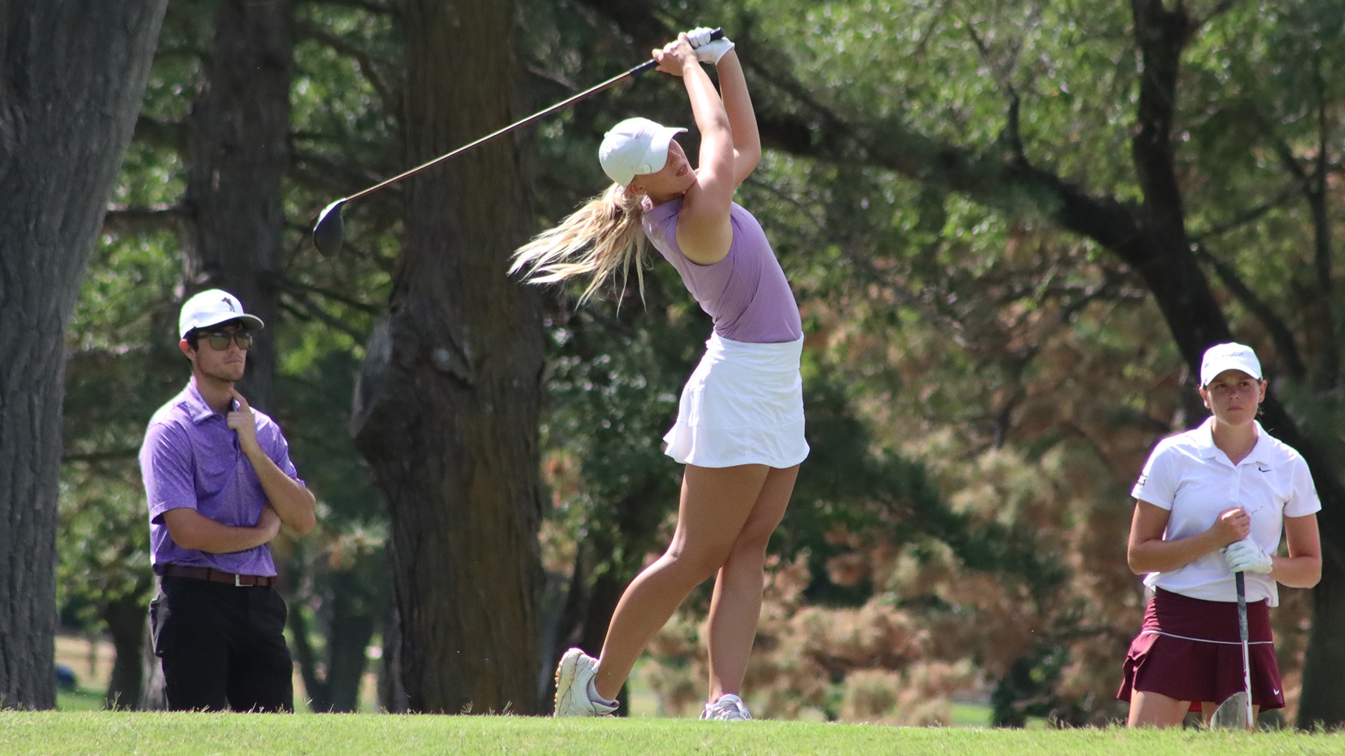 Houk and Donovan headline Kansas Wesleyan’s All-KCAC Women’s Golf ...