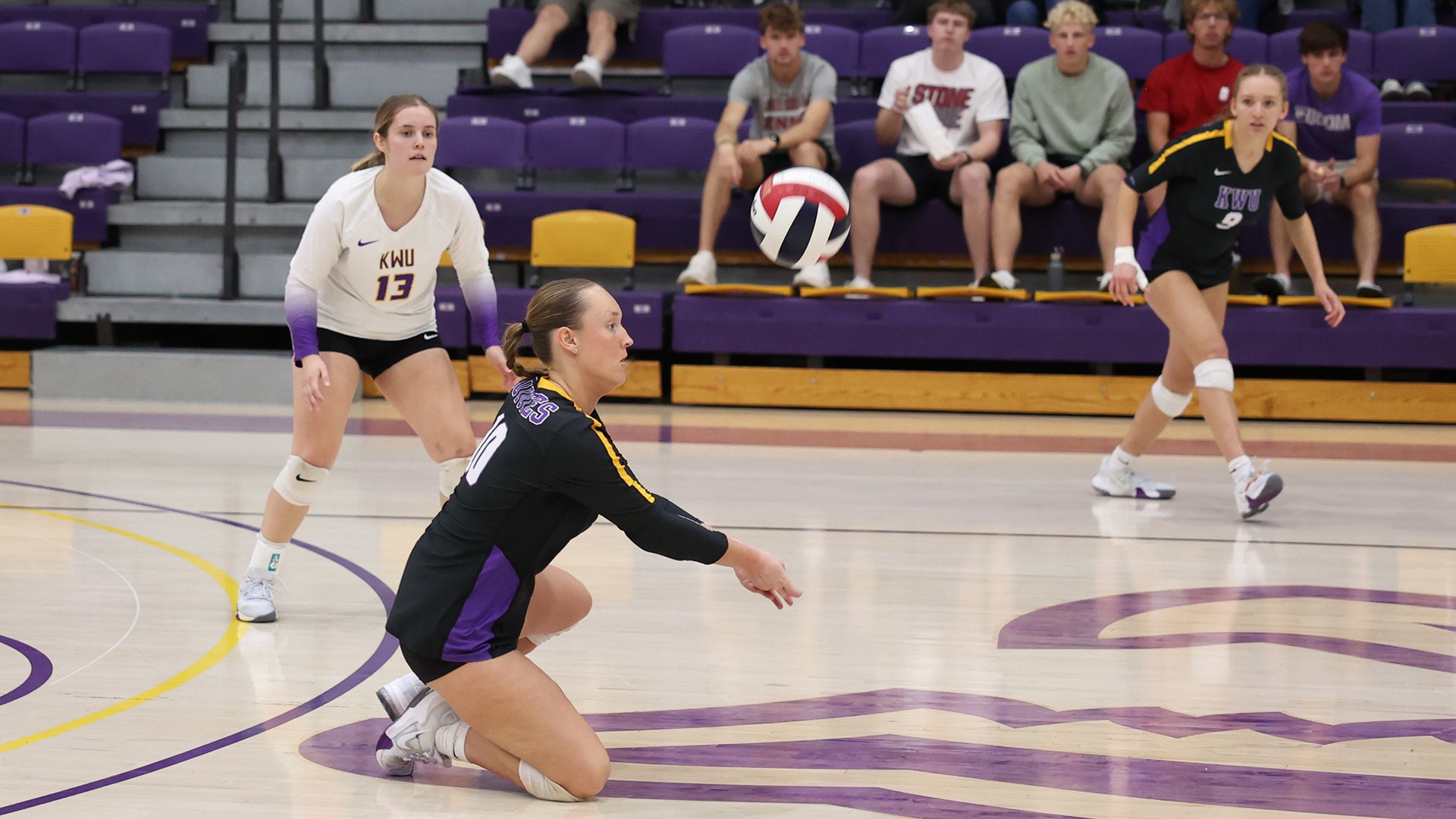 Women’s Volleyball splits matches to open season at Hastings - Kansas ...