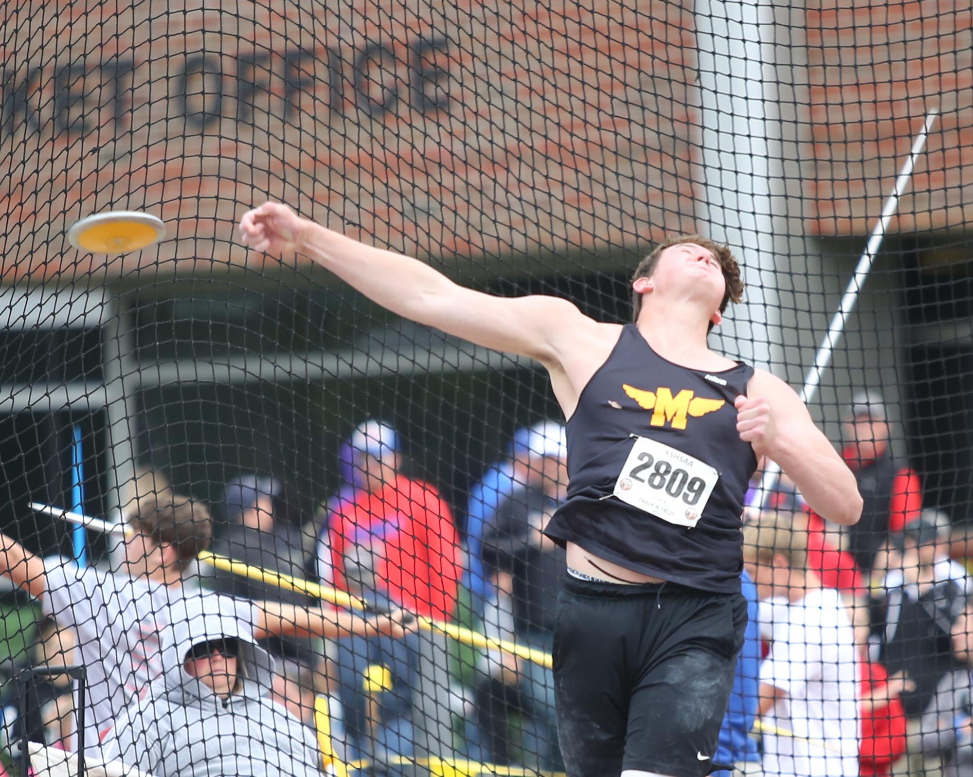 Santa Fe Trail's Schwartz, Madison's Helm top 200-foot discus plateau ...