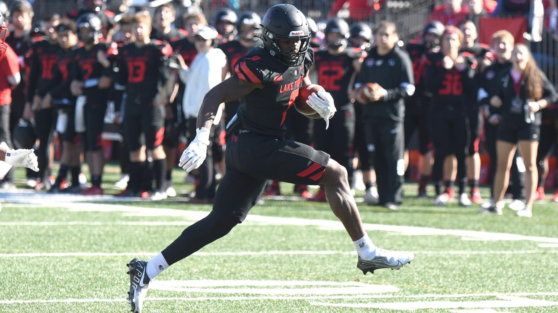 Records Continue to Fall in Victory over Beloit - Lake Forest College