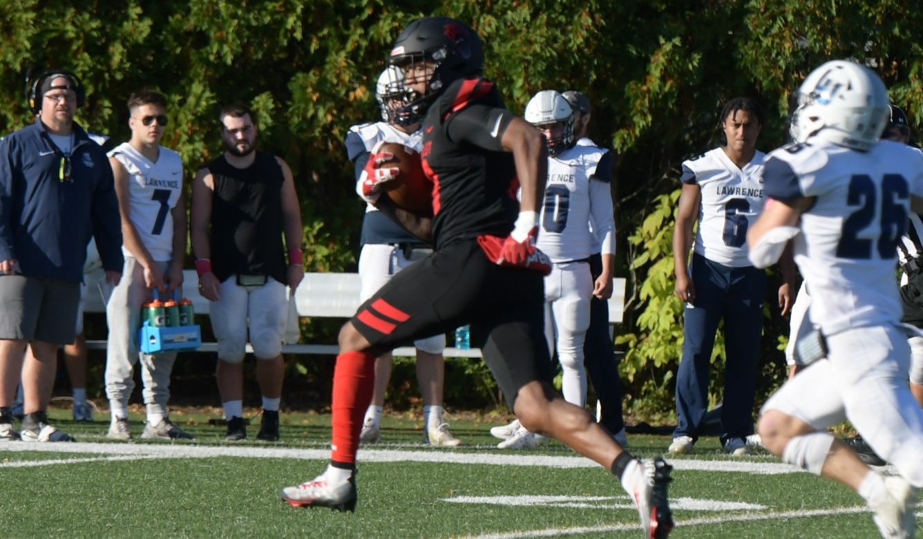 Foresters Rout Lawrence on Homecoming - Lake Forest College