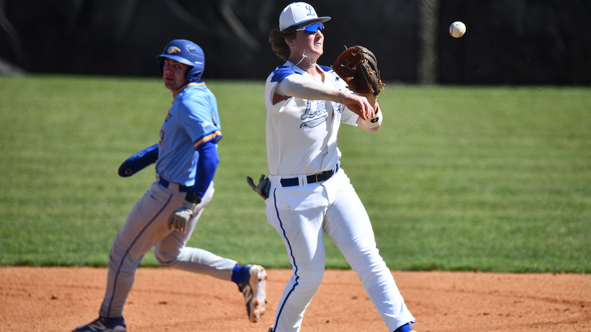 Baseball Travels to Oakland City - Lindsey Wilson College