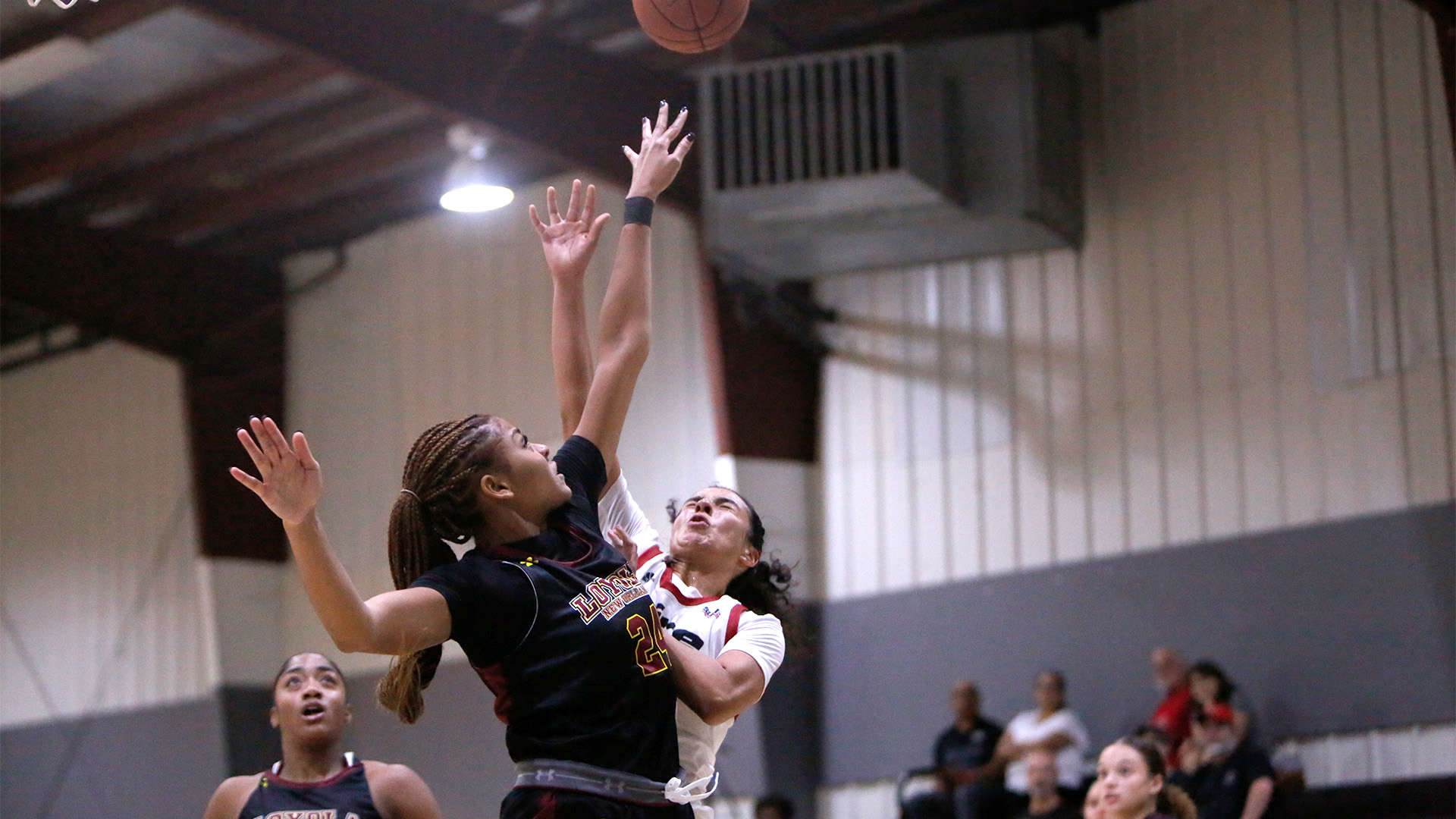 Pack goes 2-0 at SSAC/Sun Conference Challenge - Loyola University New Orleans