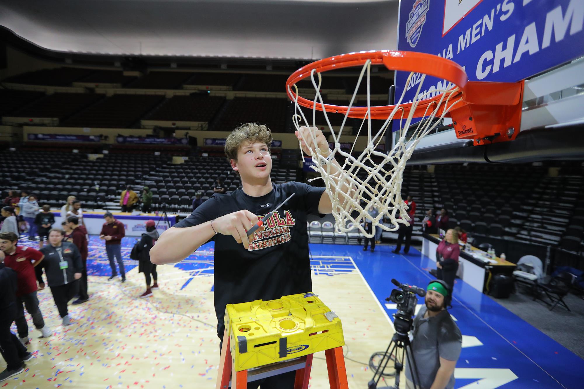 Blake Burkey - 2022-23 - Men's Basketball - Loyola University New Orleans