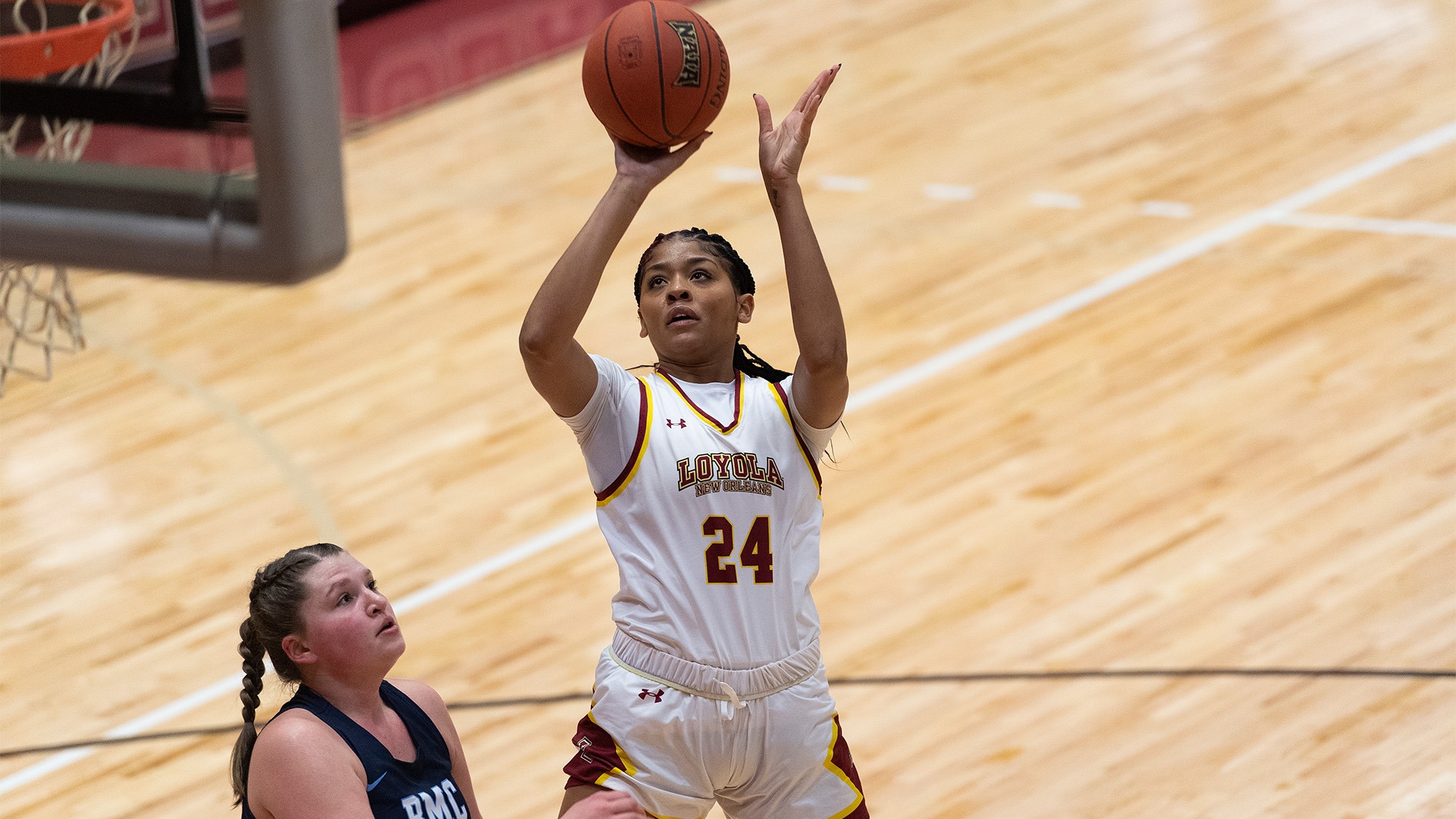 Women’s basketball continues home winning streak vs. Mobile - Loyola ...