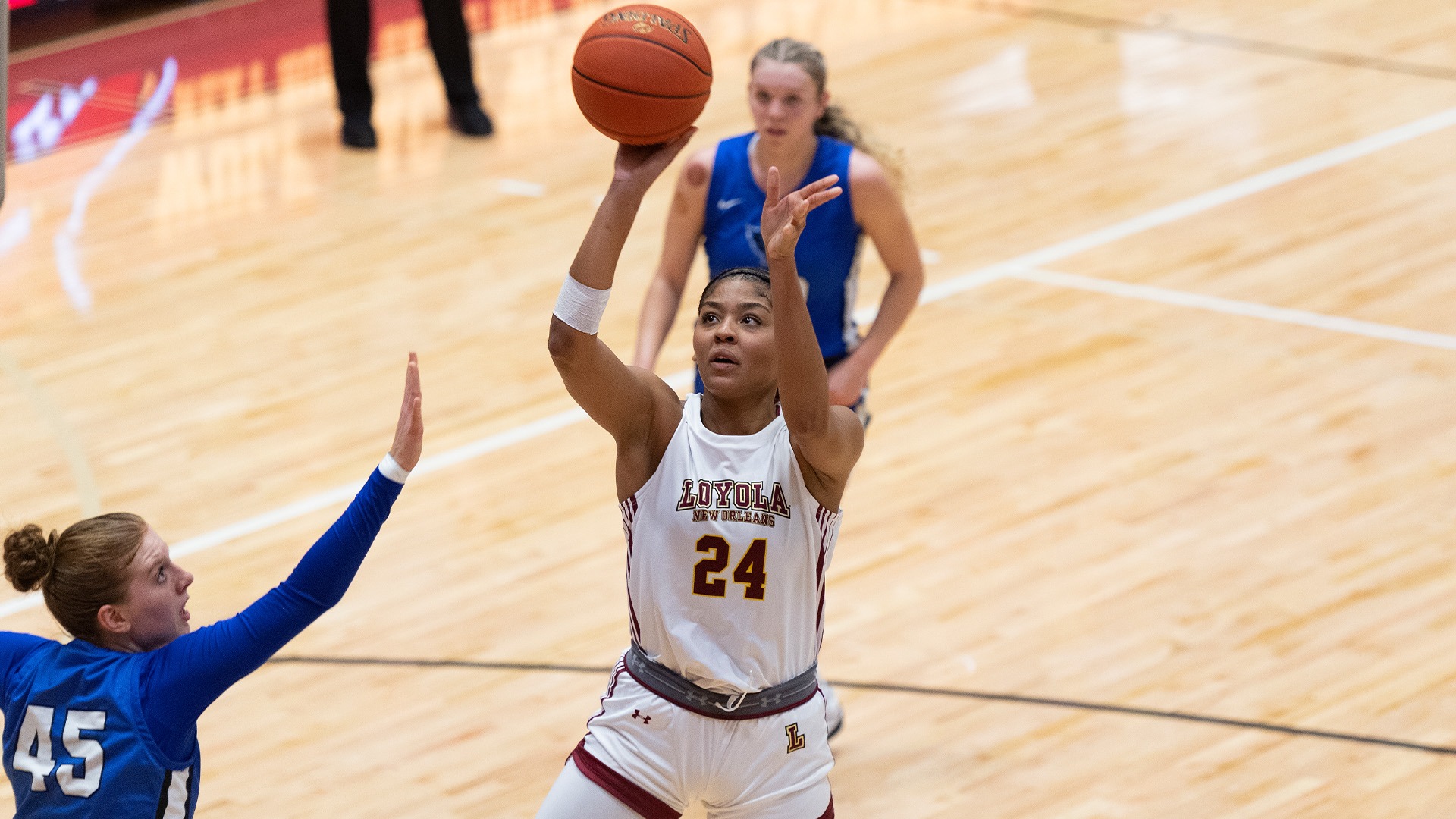 Loyola loses at Carey; claims co-SSAC title - Loyola University New Orleans