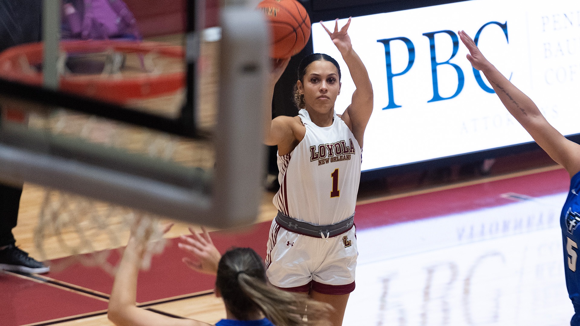 Women’s basketball advances at SSAC Championship - Loyola University New Orleans