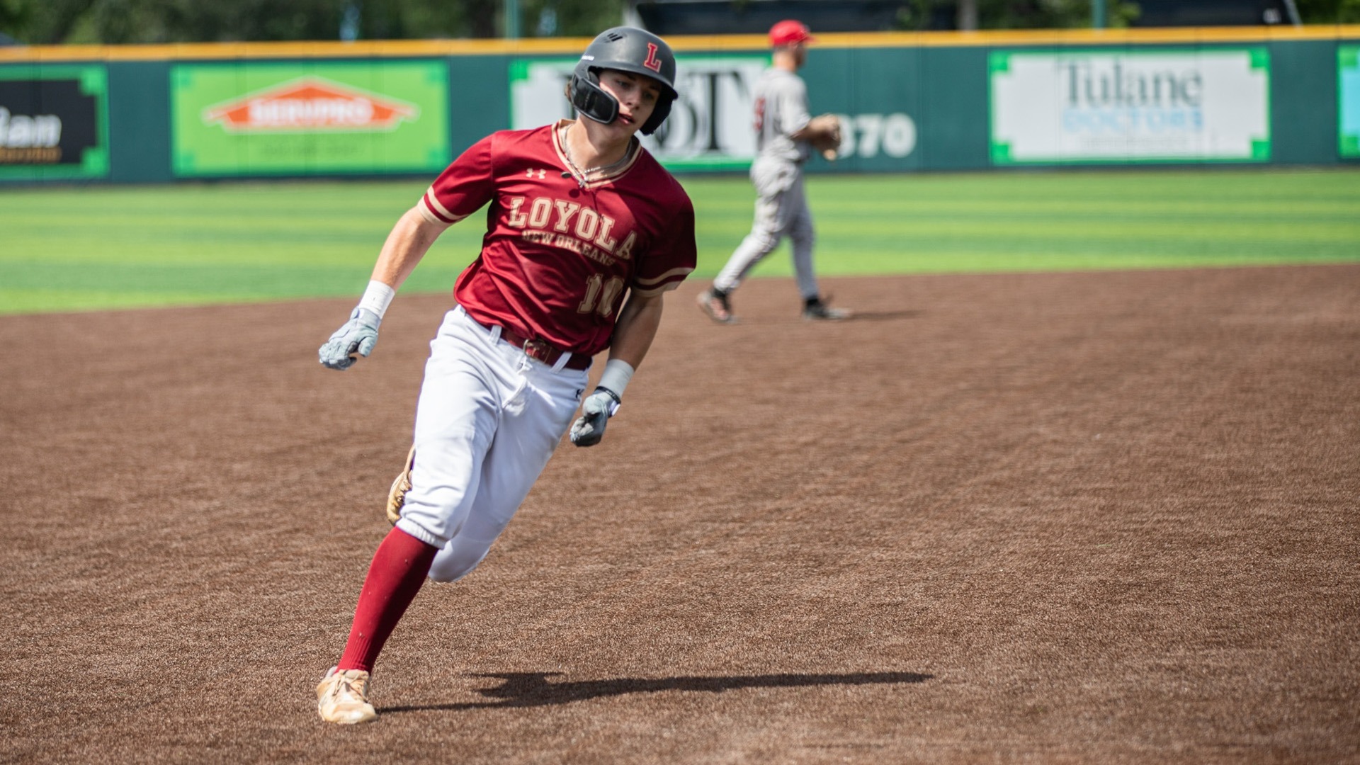 Baseball loses two Friday - Loyola University New Orleans