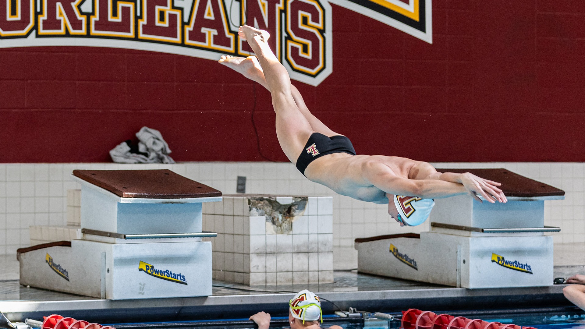 Wolf Pack swims at Viking Invitational Saturday - Loyola University New ...