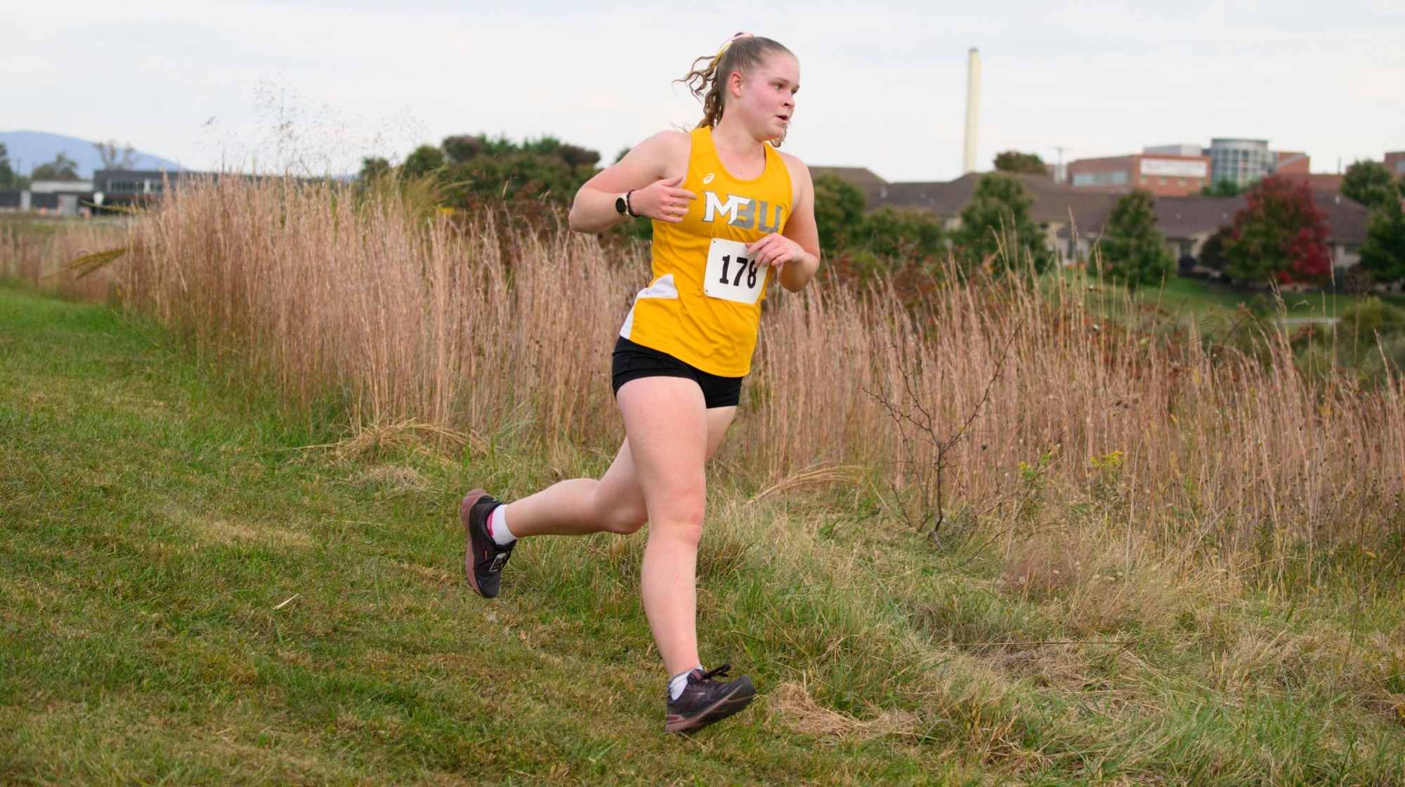 Dillaway, Diaczyszyn Lead MBU At Golden Acorn Cross Country Meet - Mary ...