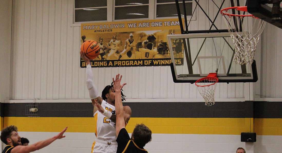 Squirrels Edge Greensboro, 84-83 - Mary Baldwin University