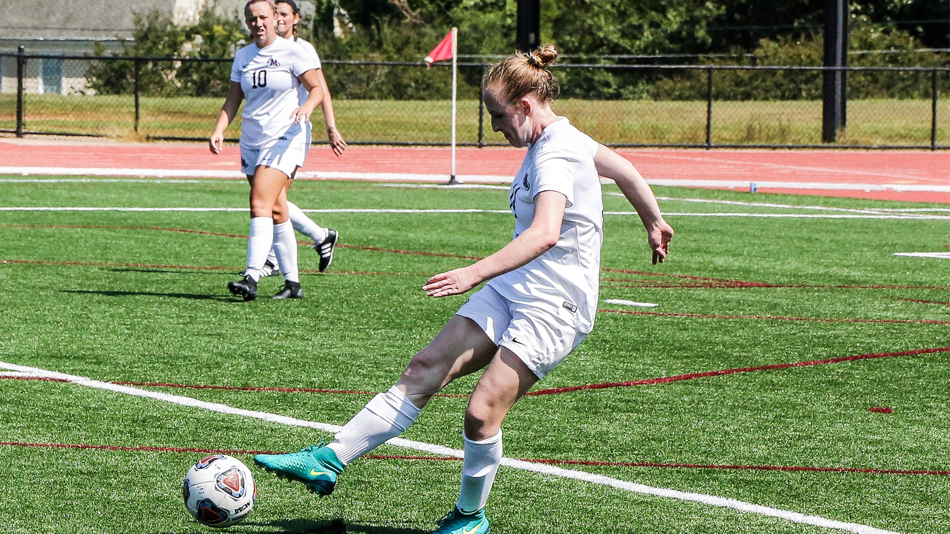 Soccer's Back Line Holds Quakers in 1-0 Loss - Meredith College