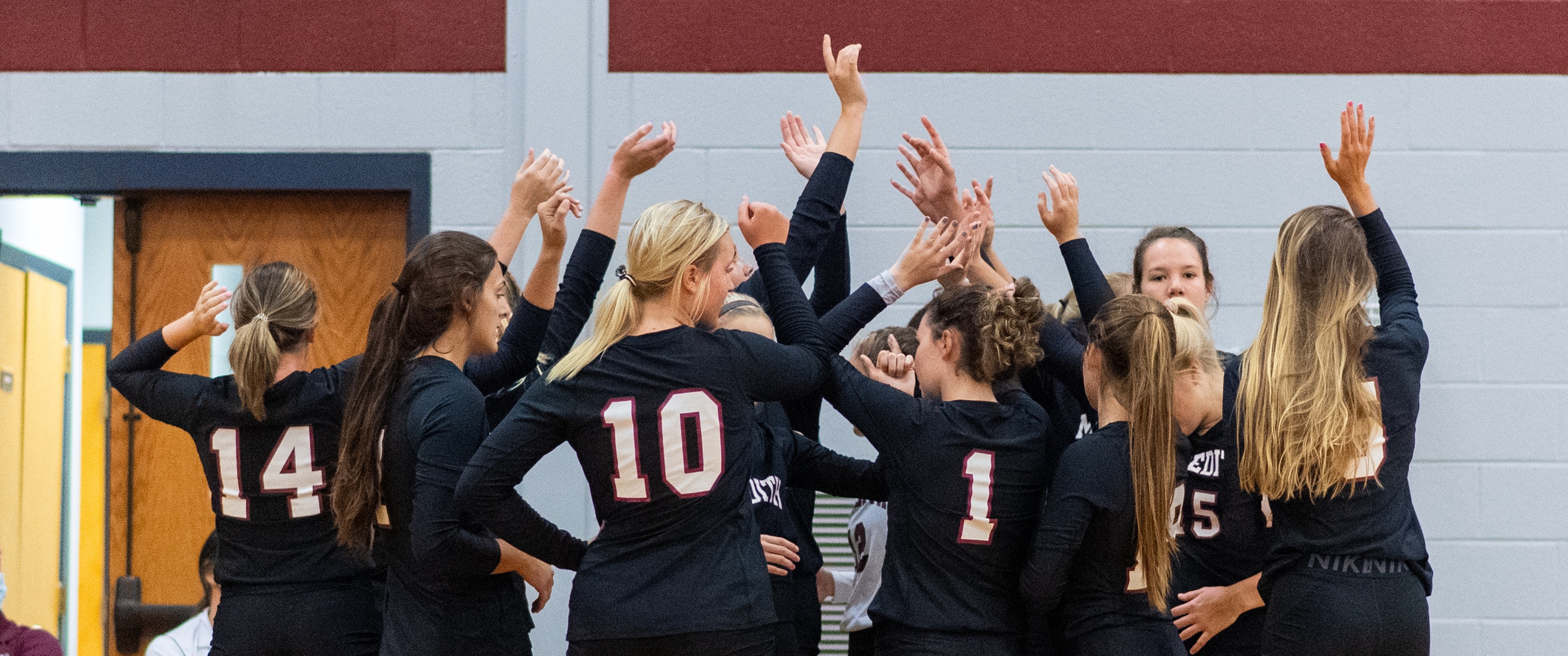 Volleyball Posts Two Wins On Saturday - Meredith College