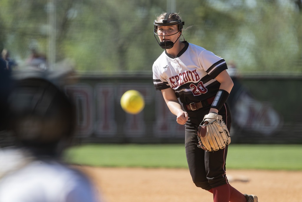 Softball drops both on road against Mary Baldwin - Meredith College