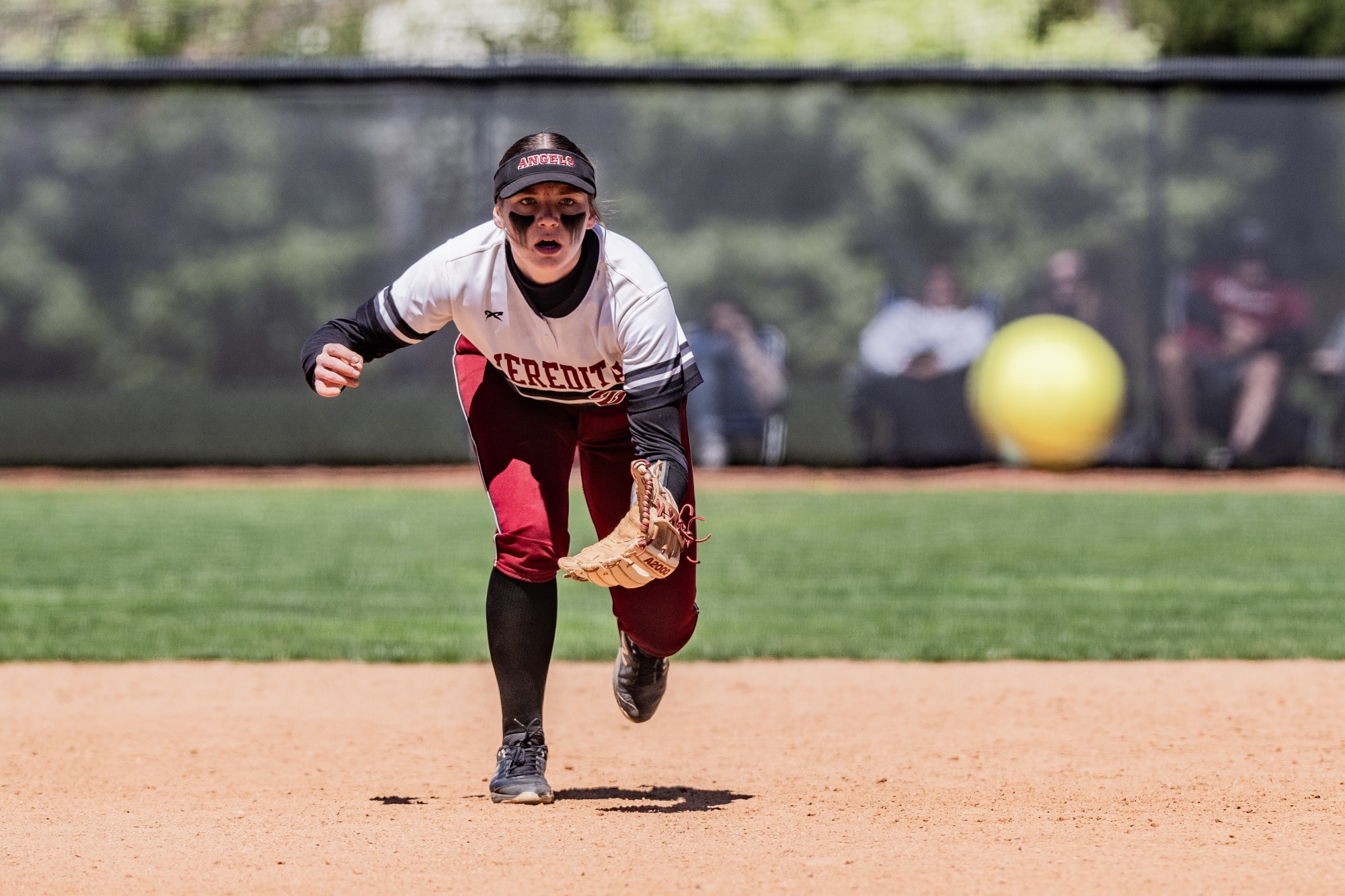 Softball Drops Non conference Action Against No 9 CNU Meredith College