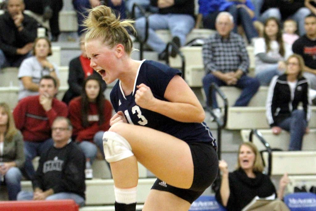Molly Brewster - Volleyball - MidAmerica Nazarene