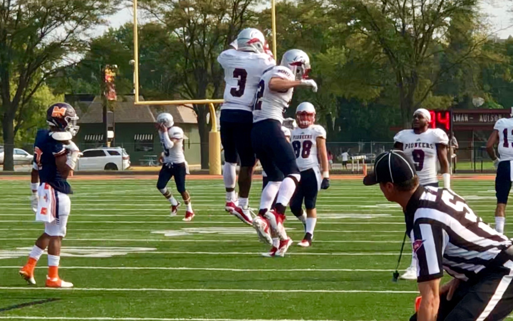 Pioneers Fall at Midland - MidAmerica Nazarene