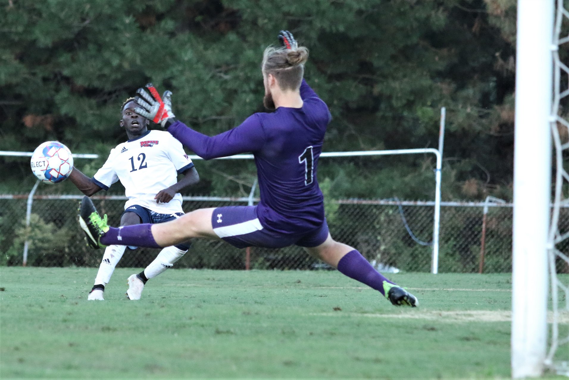 Butoyi Issa - Soccer (M) - MidAmerica Nazarene