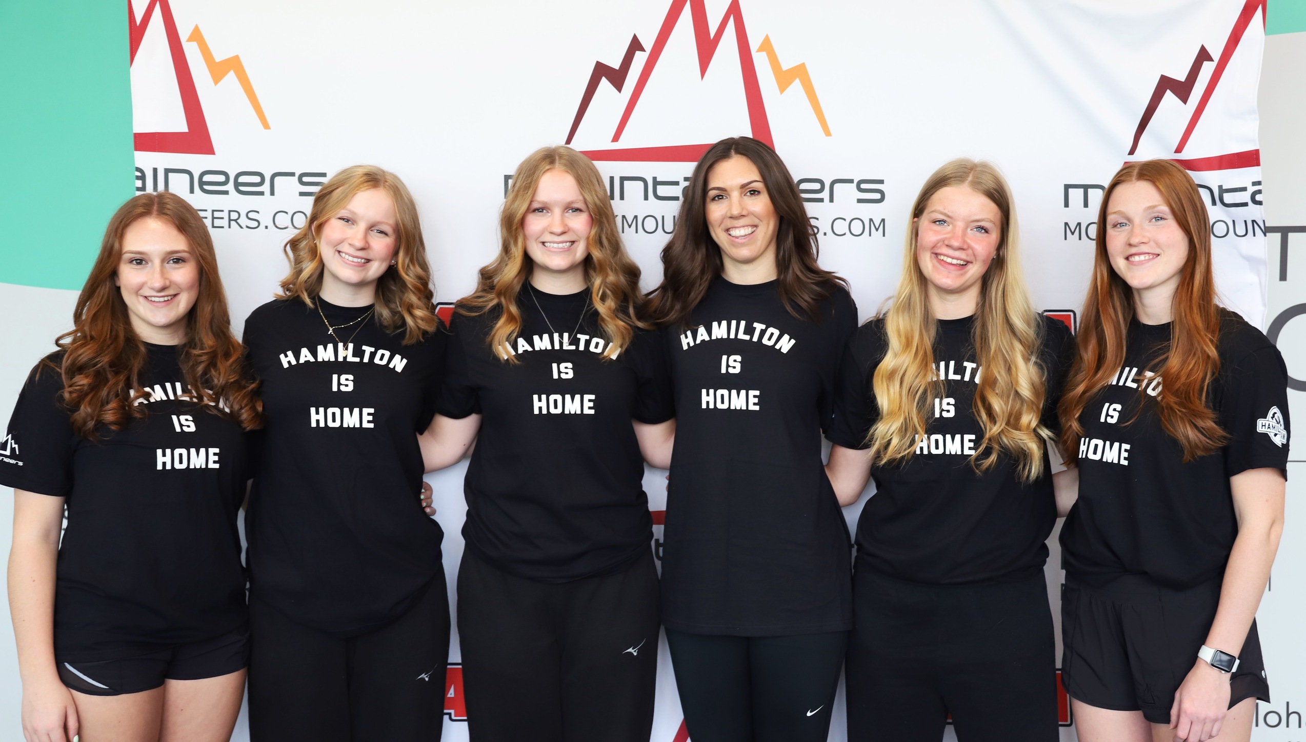 Mountaineers women's volleyball bring in six recruits for 2023-24 ...