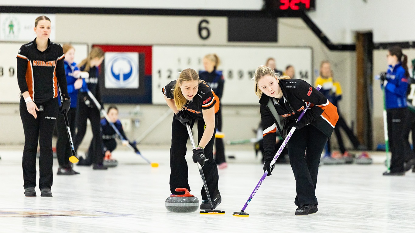 Drain, Adam named Mountaineers Athletes of the Week - Mohawk College