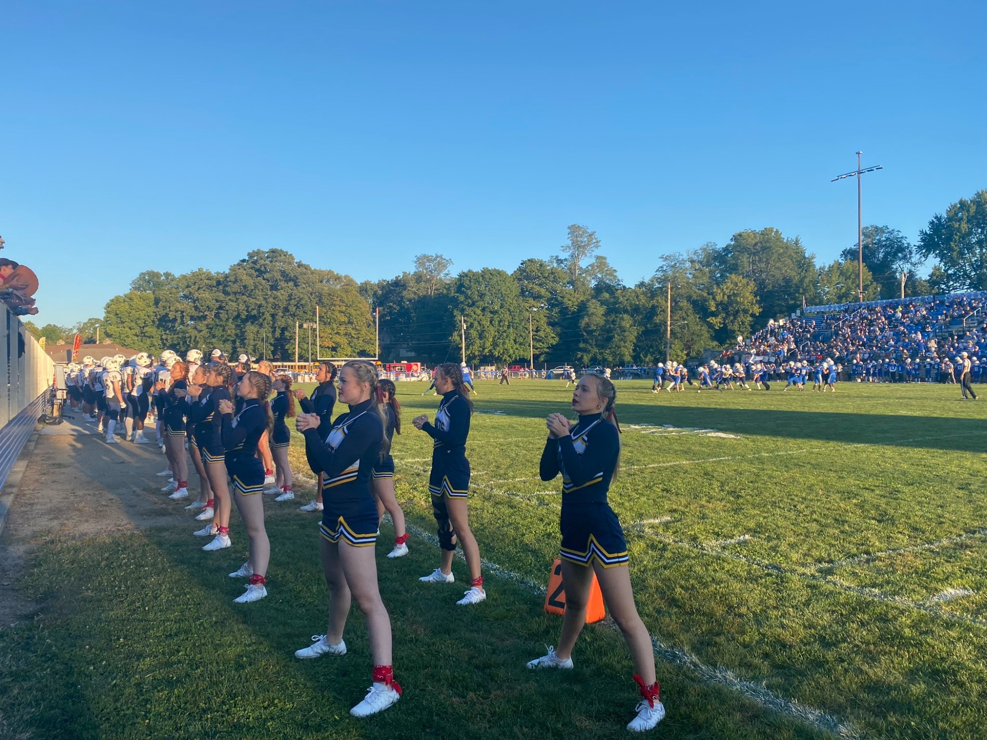 Monroe 42—Washington Court House 21 - Monroe Hornets Athletics ...