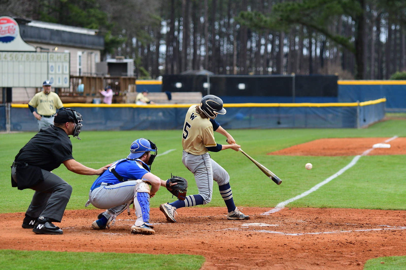 Baseball Sweeps Series from VWU - North Carolina Wesleyan University