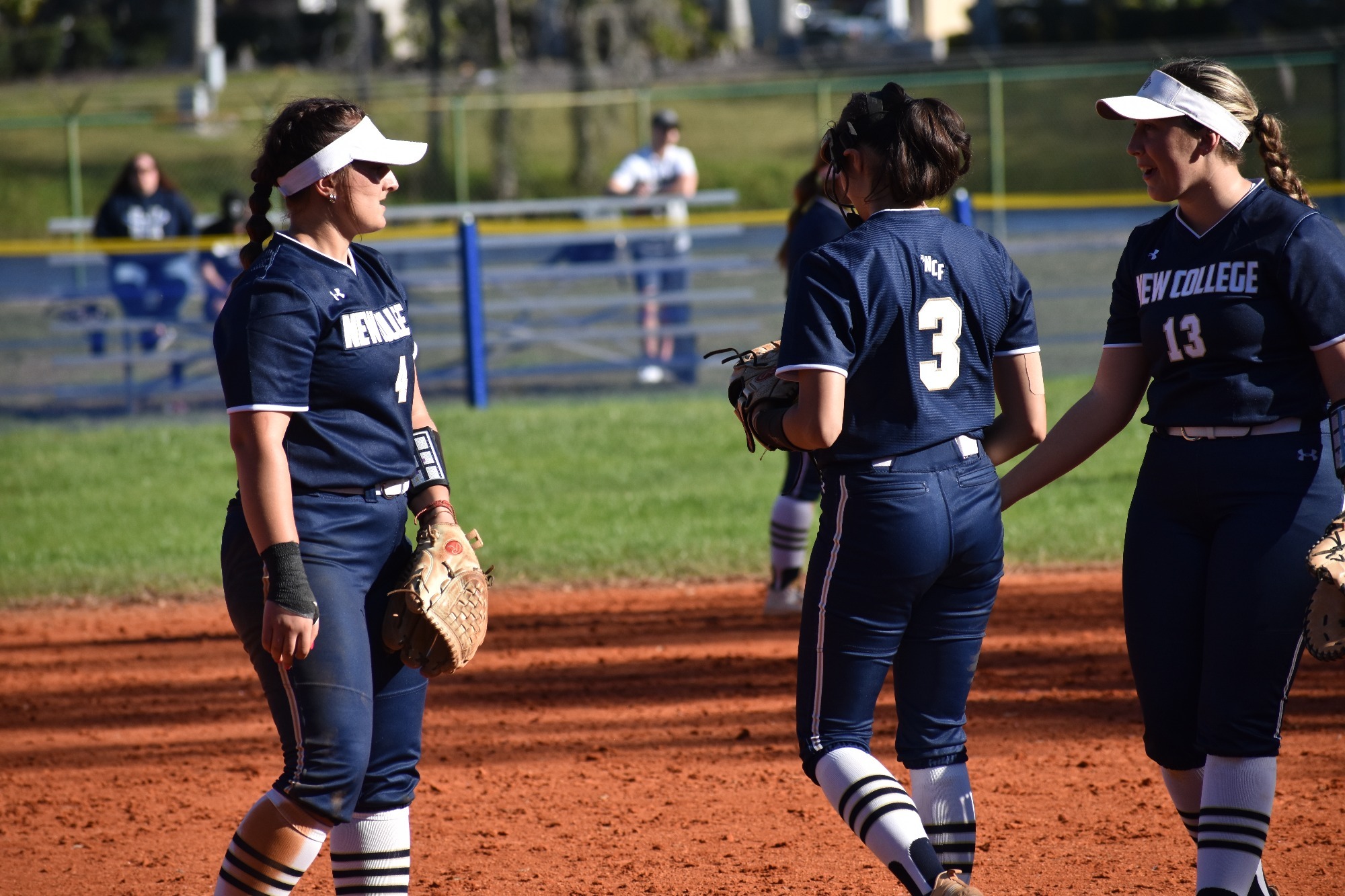 MIGHTY BANYANS SOFTBALL LOSE SERIES AT AVE MARIA - New College of Florida