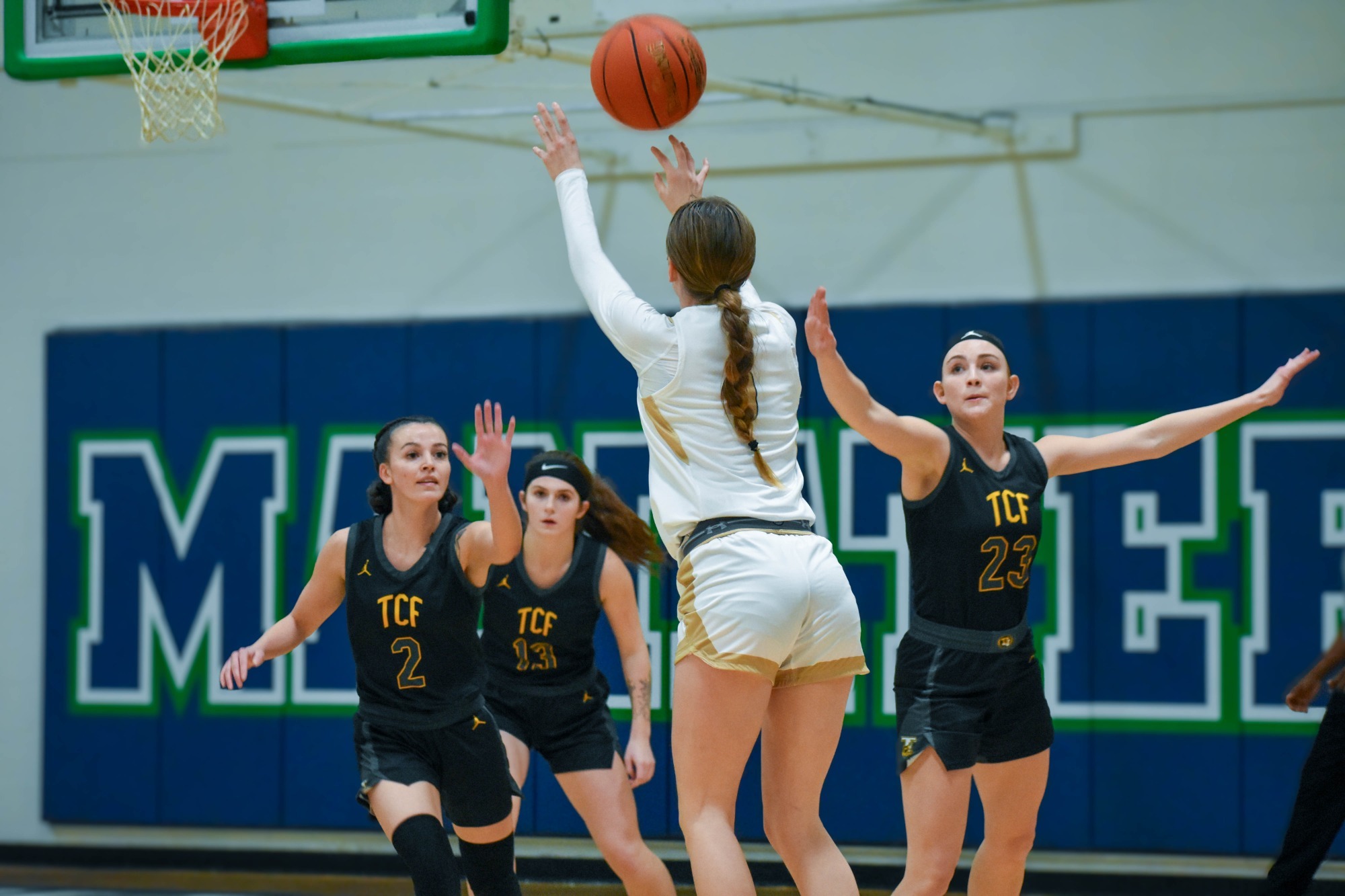 WOMENS BASKETBALL ADDS CRISTINA REYEZ, D'UANE HOWARD, AND JASMINE ...