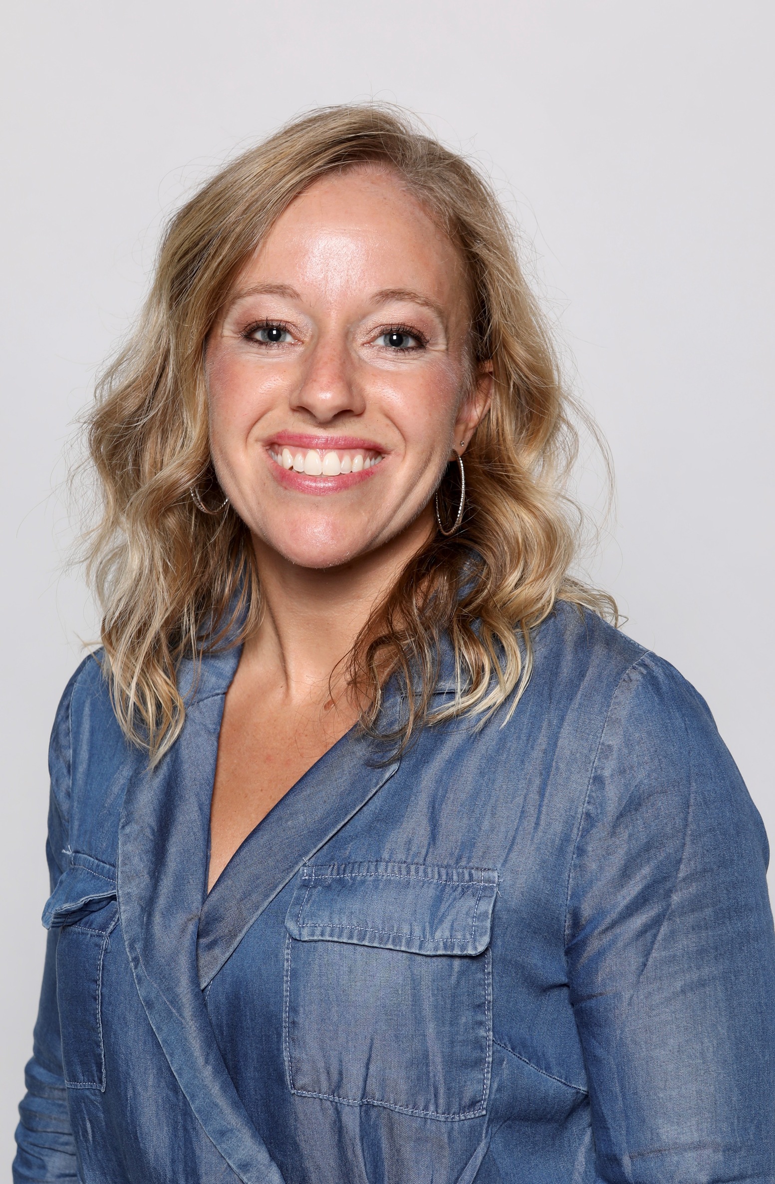 Heidi Messer - Head Coach - Women's Basketball Coaches - OKWU Eagles ...