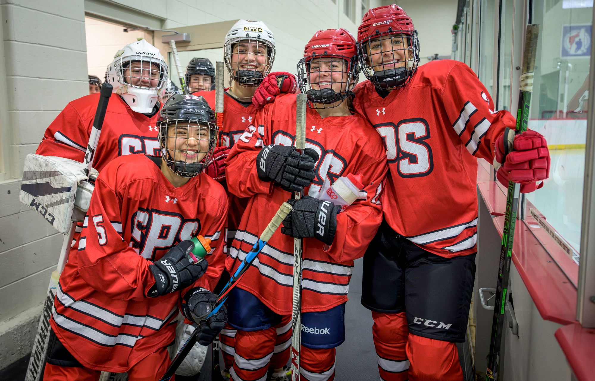 Boys Varsity Hockey Ties KUA - St. Paul's School