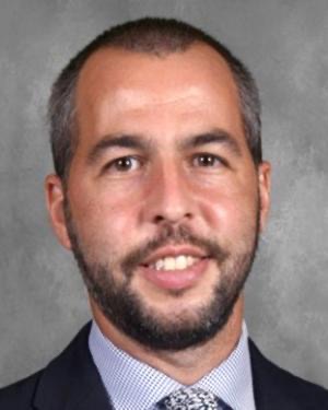 Nate Yinger - Assistant Coach Girls V Hockey - Girls V Ice Hockey ...