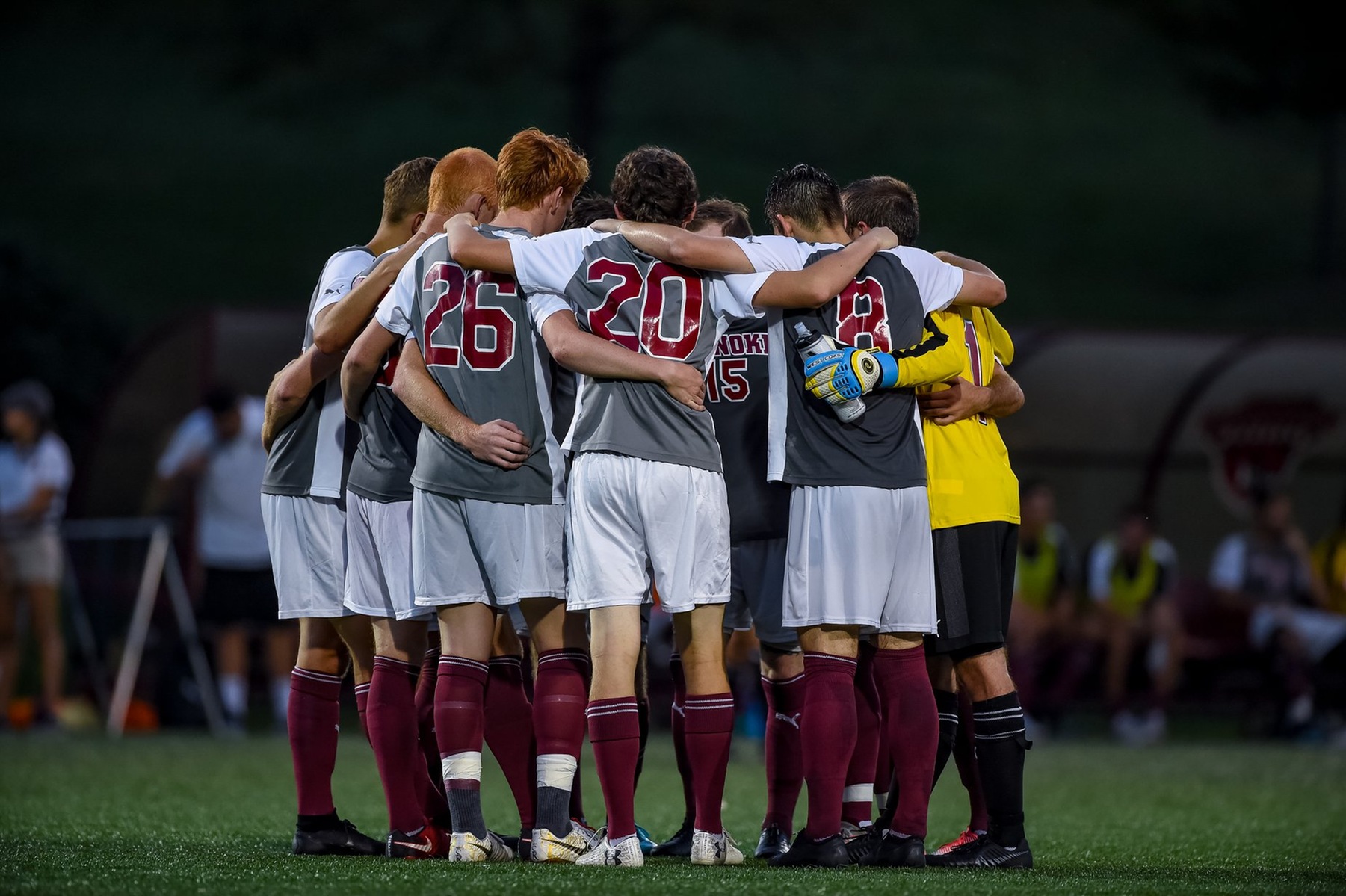 Men's Soccer Drops 1-0 Decision to W&L - Roanoke College