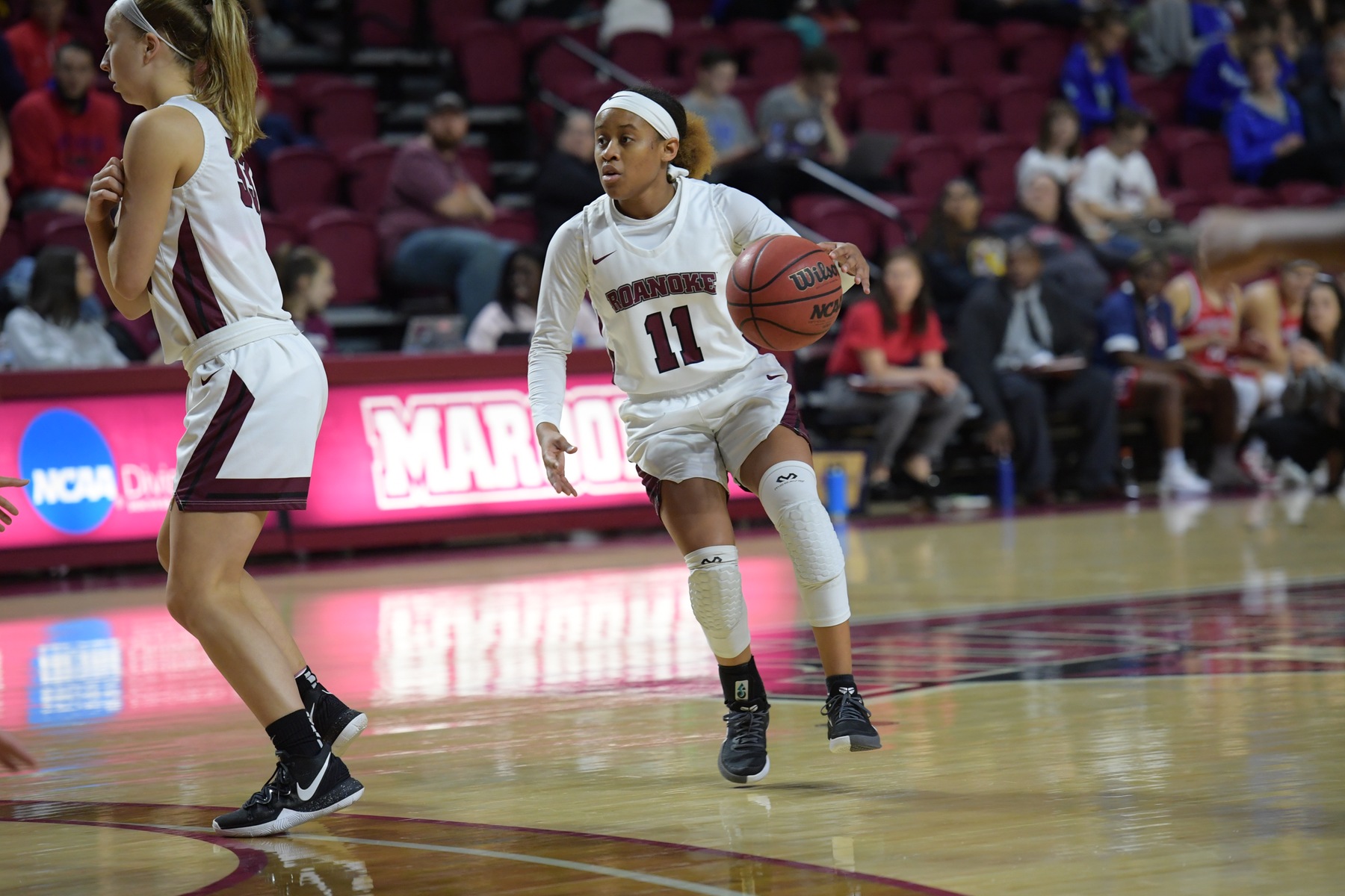 Roanoke Women Pull Away Late For ODAC Win - Roanoke College