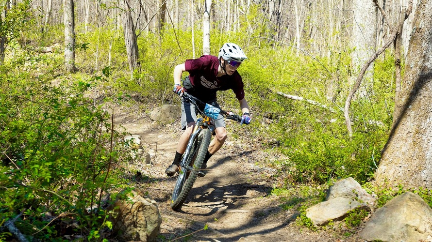 Maroon Competes at Enduro Race in Virginia - Roanoke College