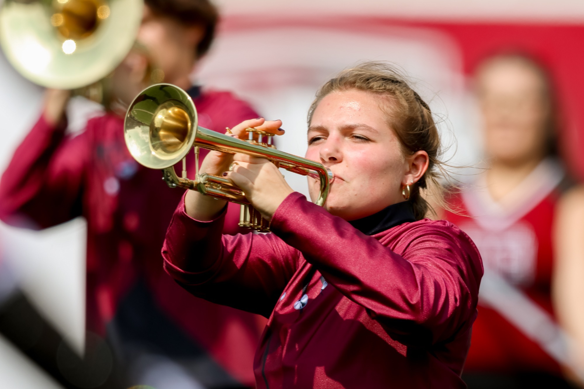 Roanoke College Marching Band marches in the Salem Christmas Parade ...