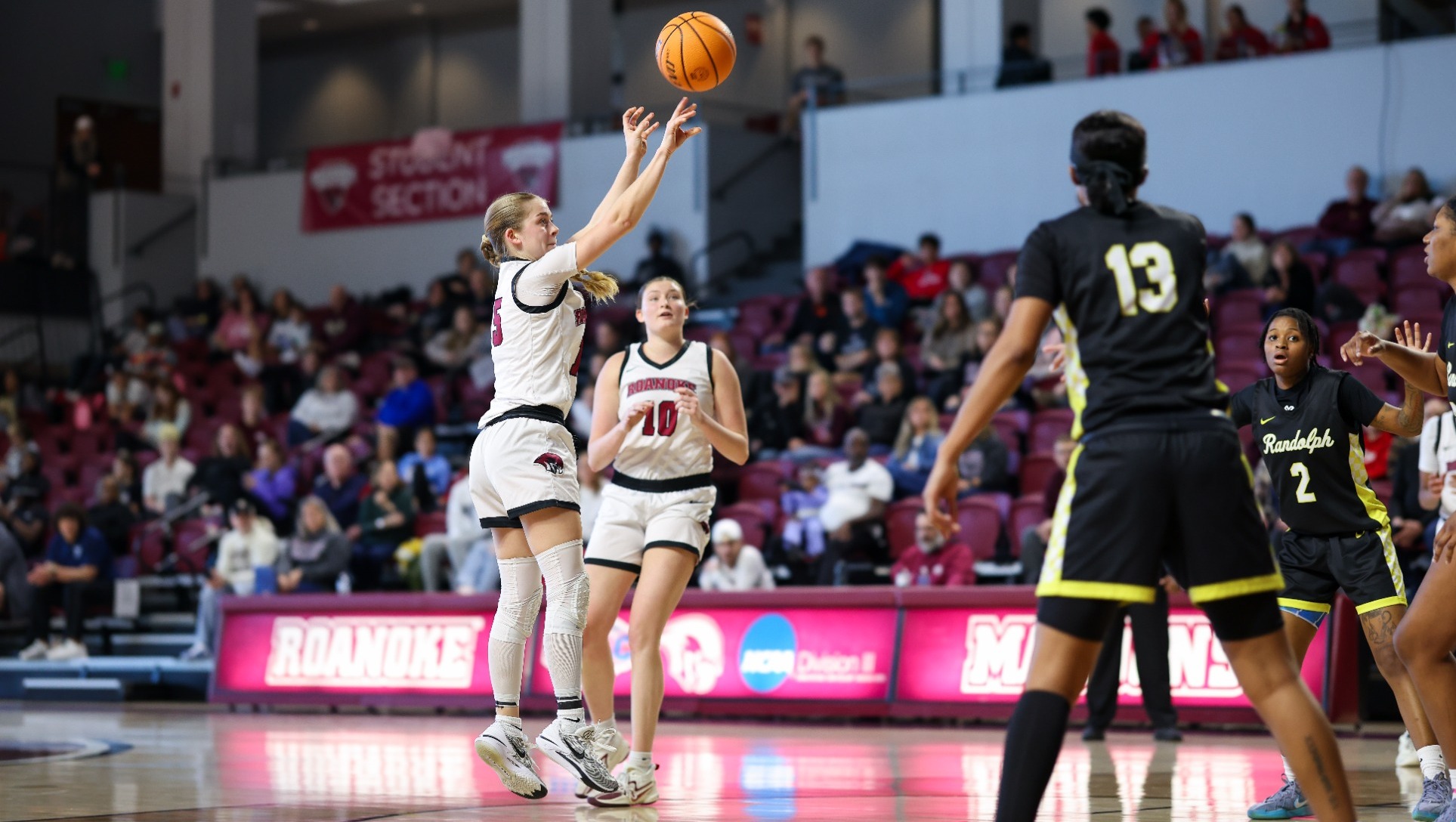 Maroons excel in the classroom during spring 2025 term - Roanoke College