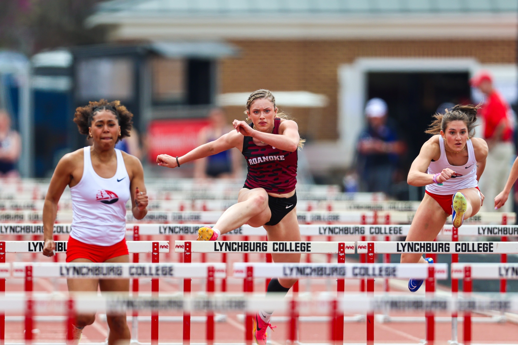 Ladner Competes in 400m Hurdles at NCAA Championships - Roanoke College