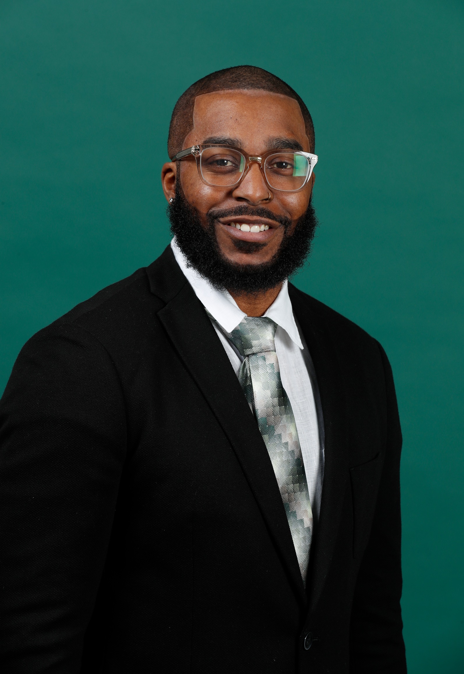 Reggie Hamilton - Assistant Coach - Men's Basketball Coaches ...