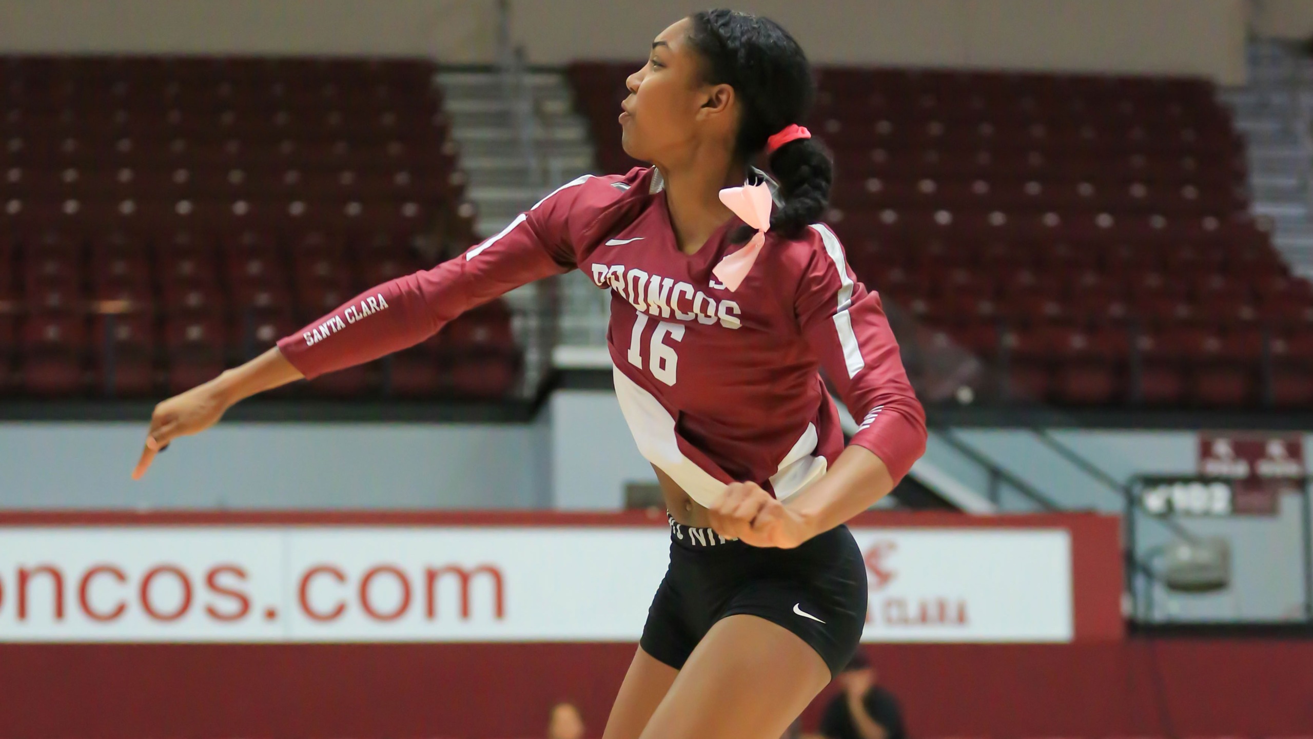 Volleyball Storms Back to Beat Bulldogs - Santa Clara University