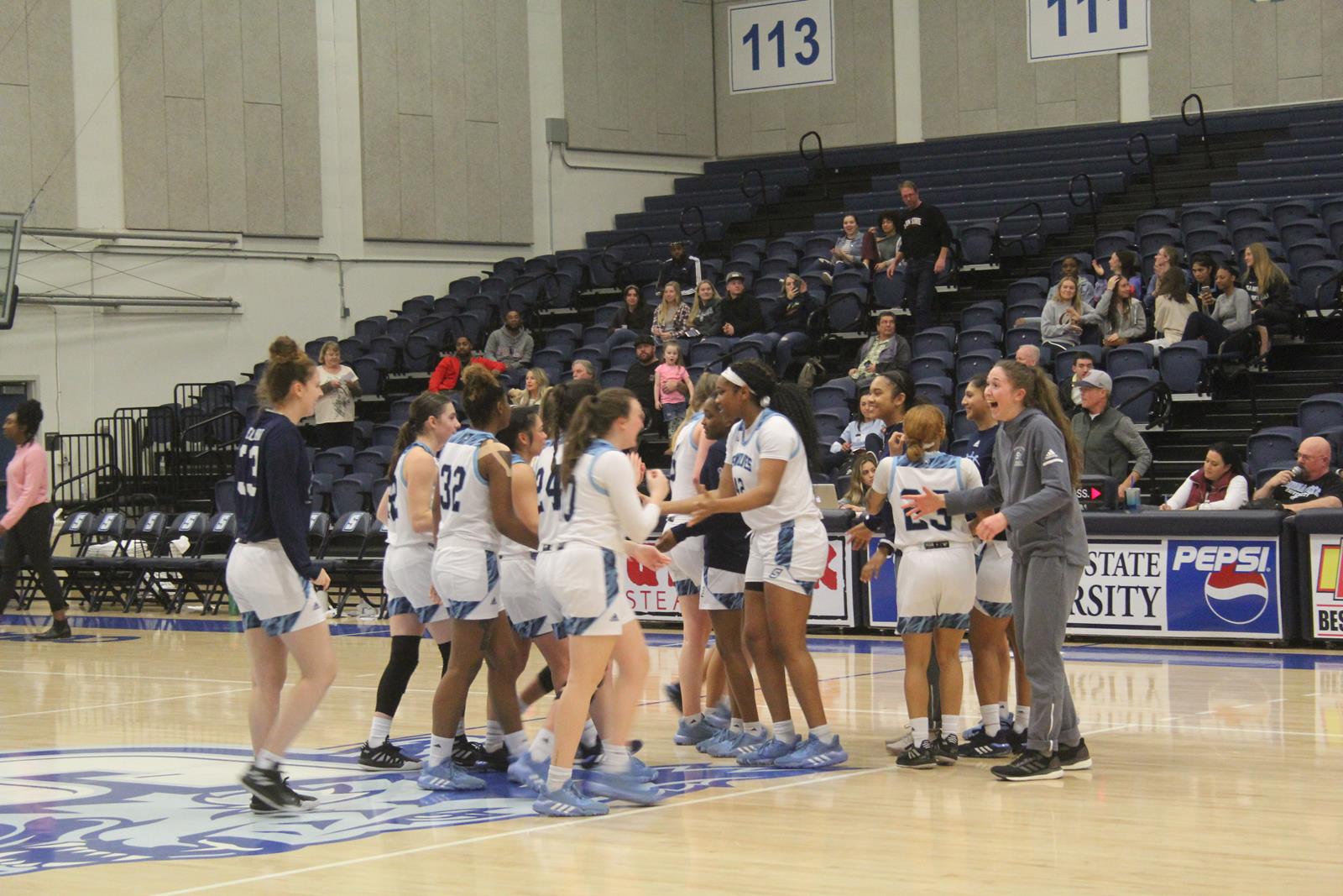 WBB: Seawolves Hold Off Late Game Surge By The Warriors - Sonoma State ...