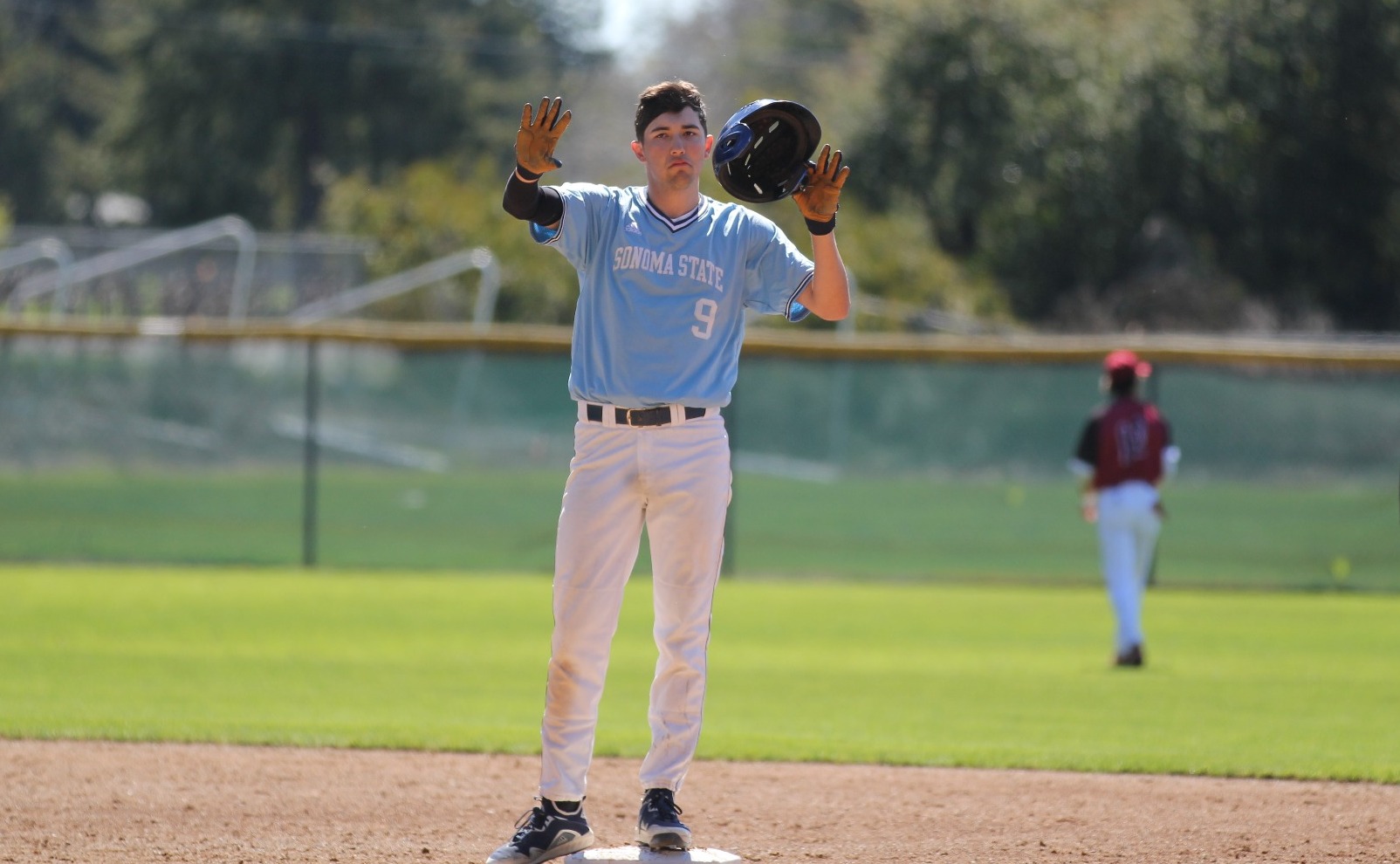 BSB: Fonoti Hurls Second CG and a 15-Hit Sunday Salvages Series Split ...