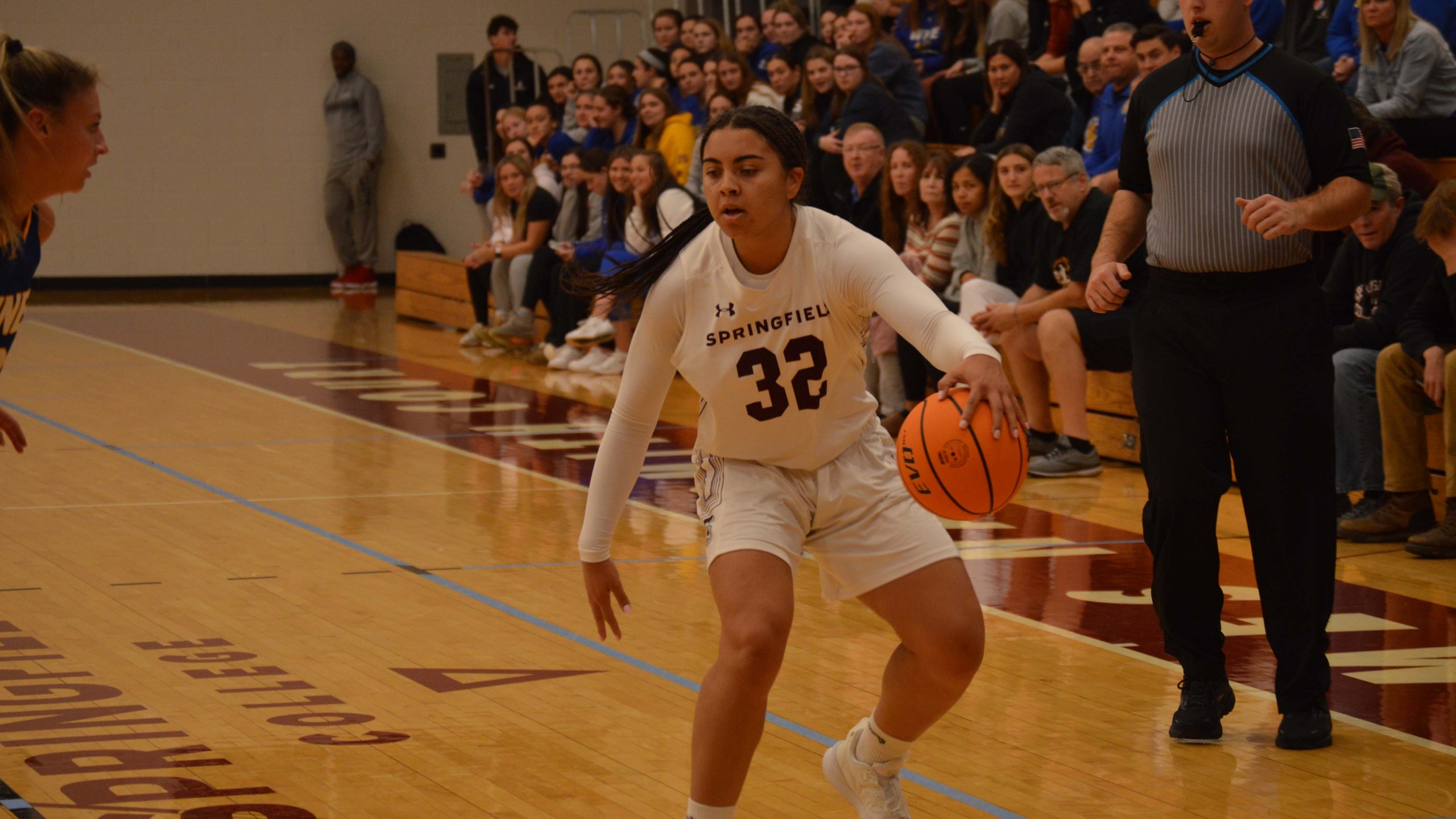 No. 16/20 Women's Basketball Holds On For 62-56 Win Over Endicott ...