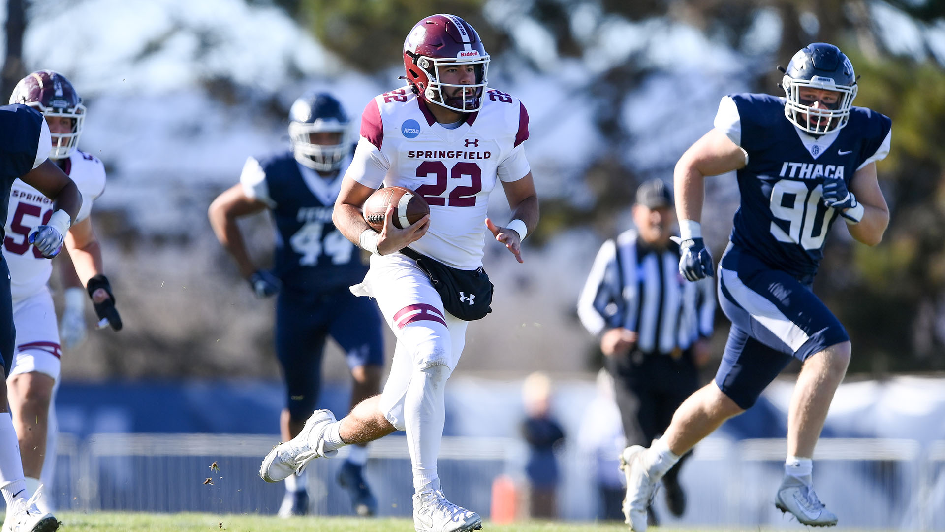 No. 10 Ithaca Prevails Over Football, 31-20, In NCAA Division III ...