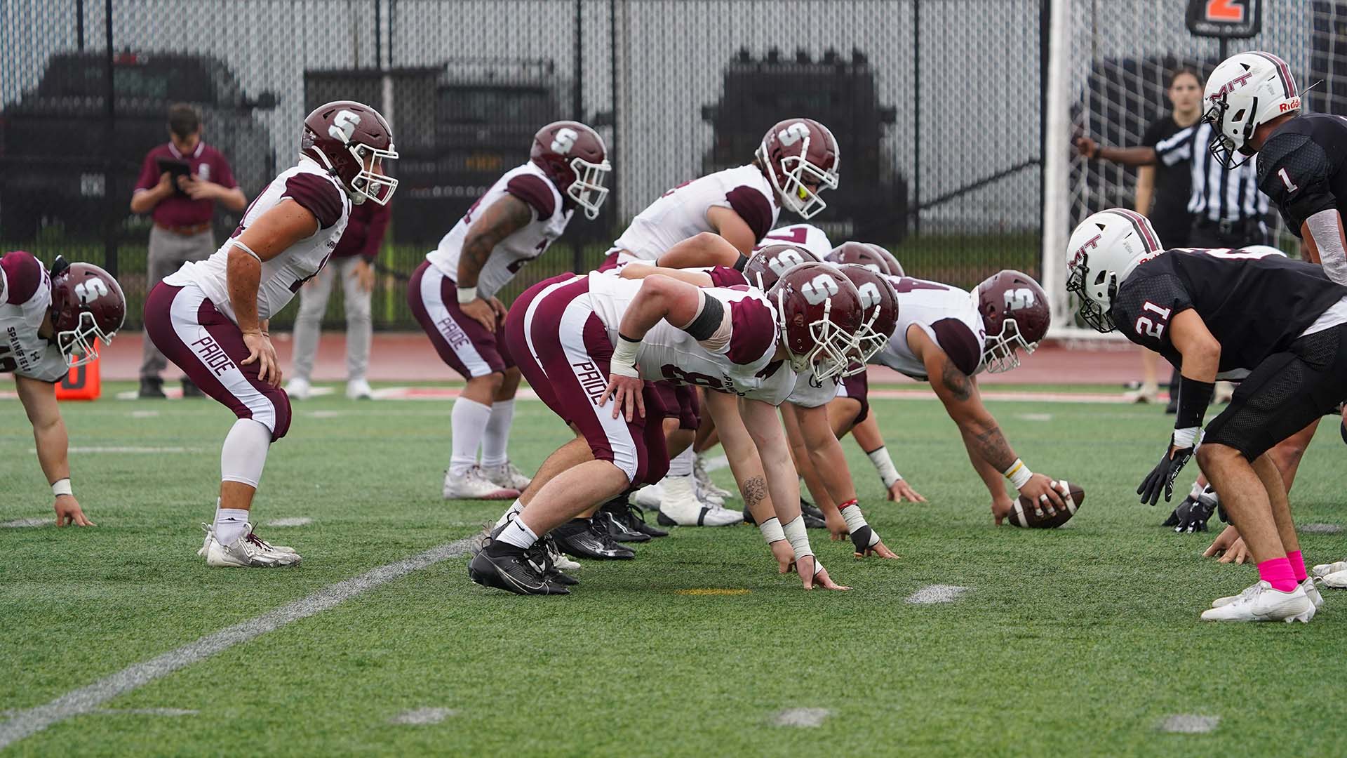 Football Runs Away From MIT, 38-10 - Springfield College