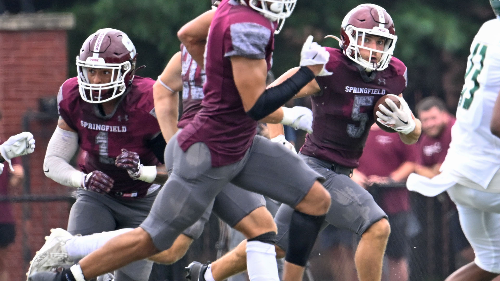 Union Outlasts Football, 34-7 - Springfield College