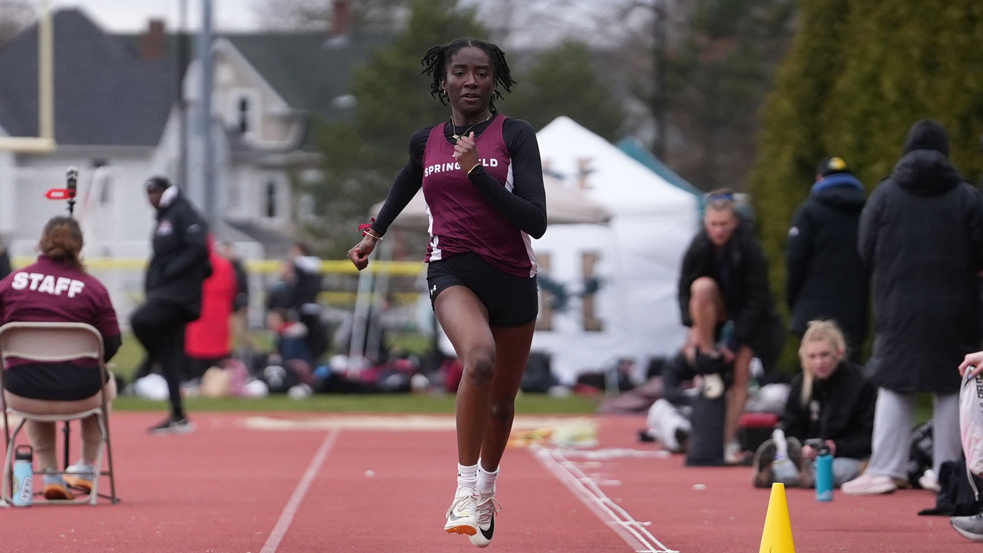 Women's Track and Field Competes at Terrier Classic - Springfield College