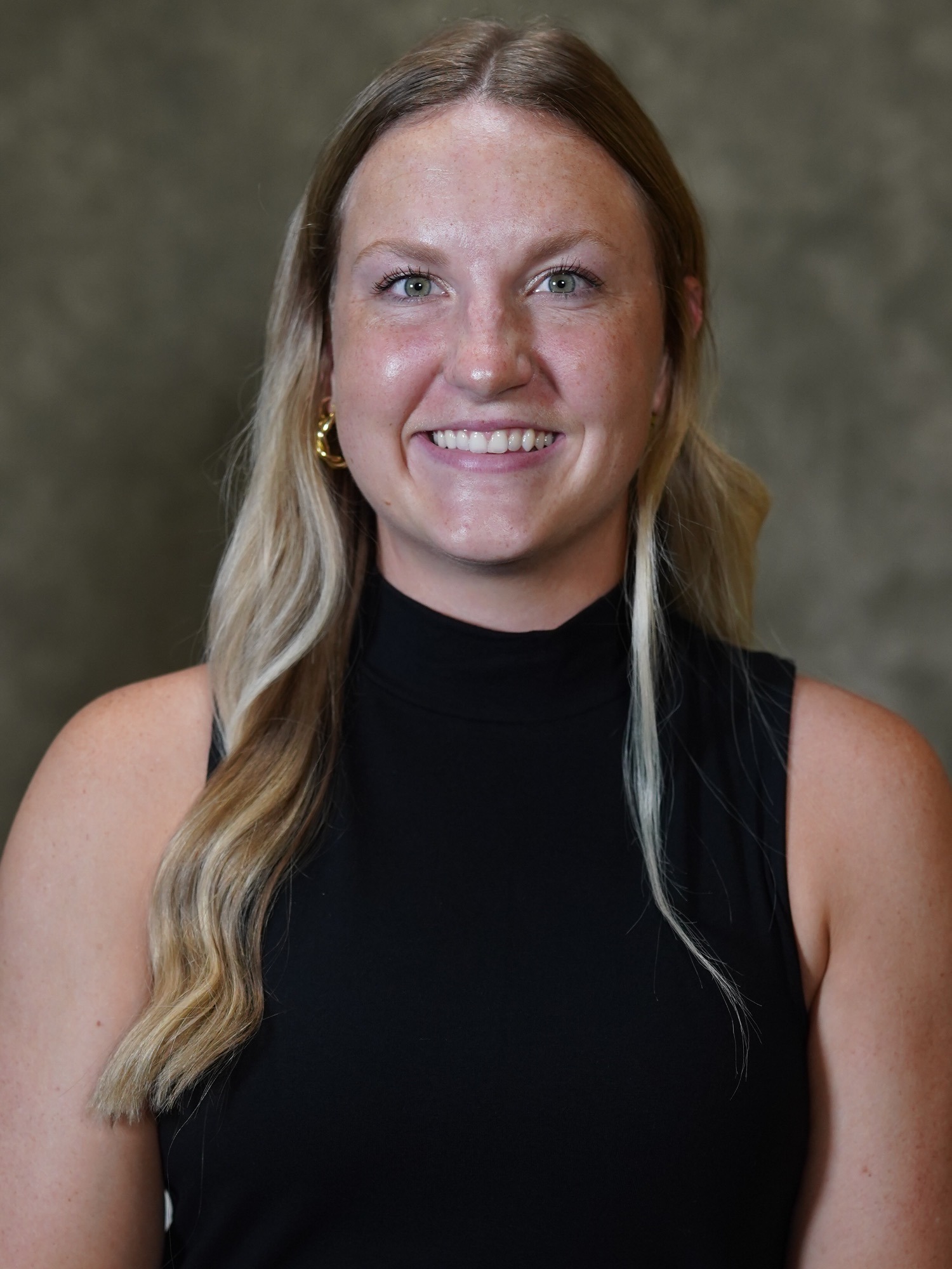 Alyssa Gage - Assistant Coach / Recruiting - Volleyball Coaches ...